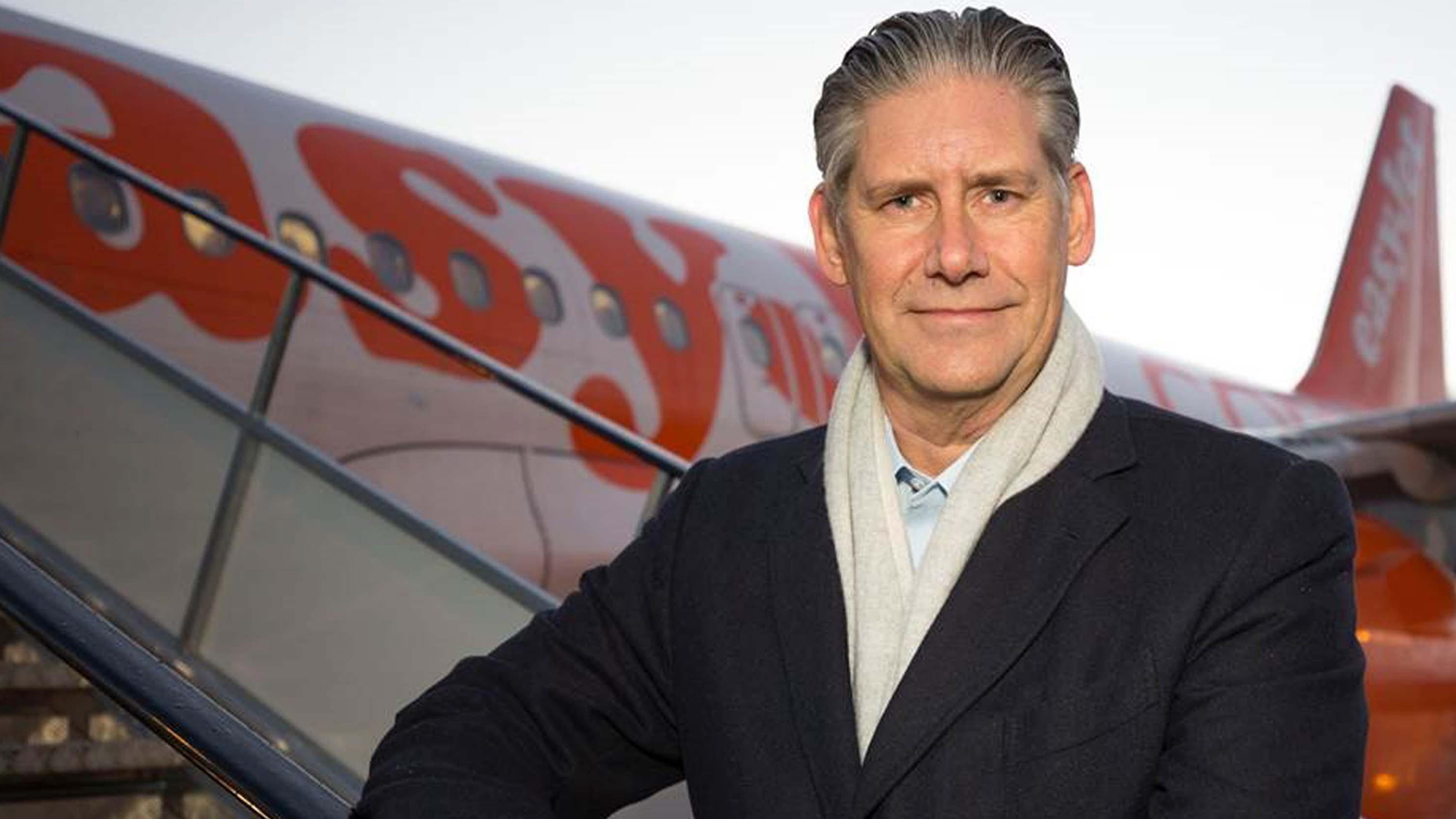 This male CEO cut his salary by $48,000 to match his female predecessor
