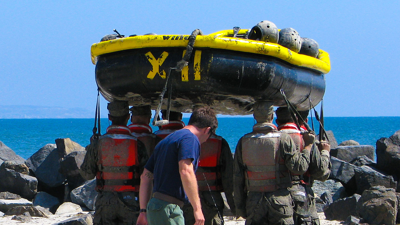A Navy SEAL explains 8 secrets to grit and resilience