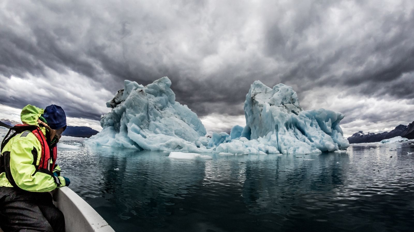 Why we may see an iceless North Pole this summer