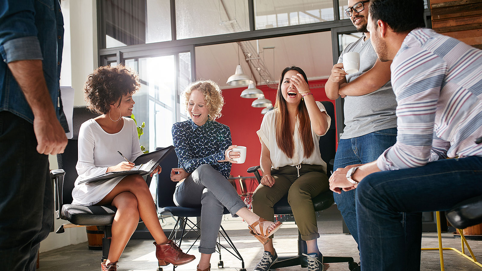 15 Fun Icebreaker Games For Meetings