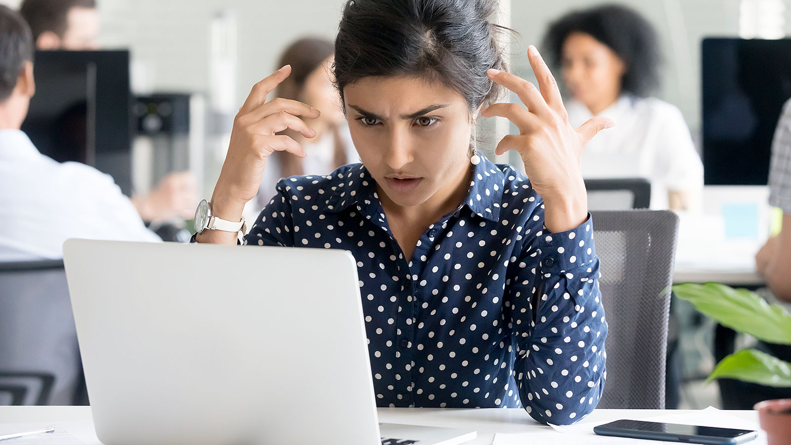 These are the 9 most annoying phrases you can use in an email, ranked