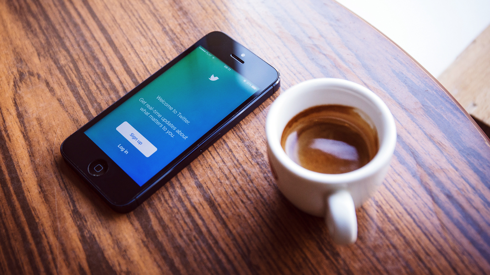 18 freelance experts to follow on Twitter